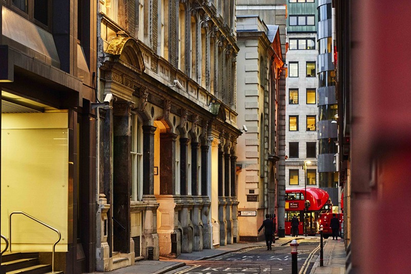 8. Contact – Saltgate